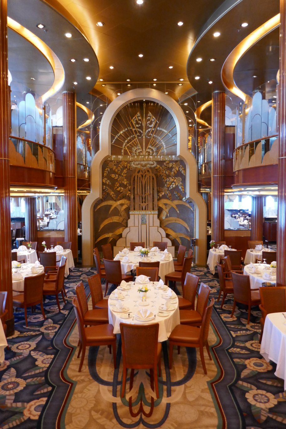 2020 cruise – back on the Queen Elizabeth | Tony Bryer